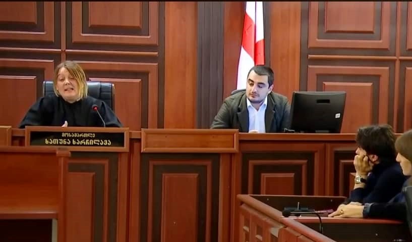 მოსამართლე გარკვეულ აუდიო და ვიდეო ჩანაწერებში ნელი დოროყაშვილი