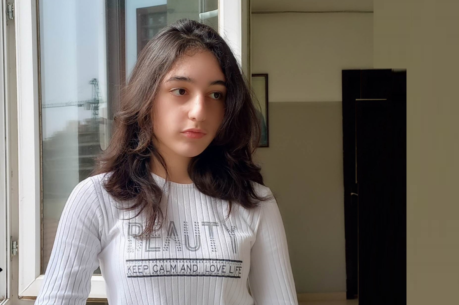 „ხატვა სიმშვიდეში მიყვარს, პორტრეტს ყოველთვის თვალებით ვიწყებ“ - 14 წლის მხატვარი, რომელიც ...