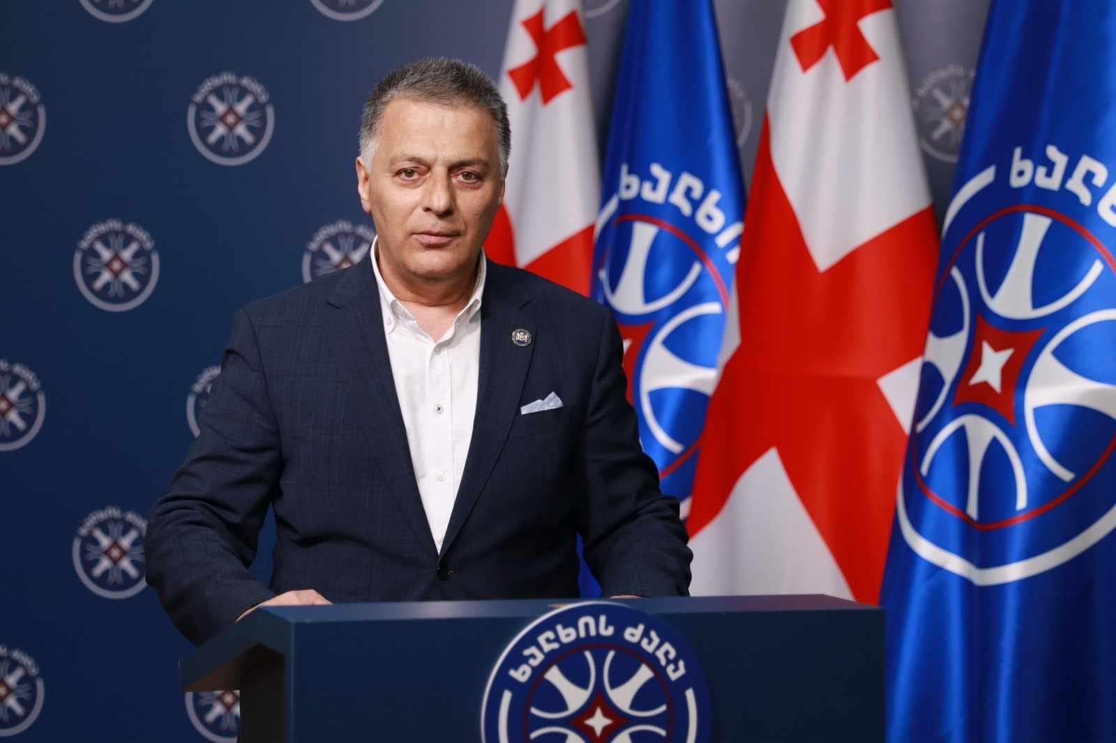 ზაალ მიქელაძე კანონი ლგბტ პროპაგანდის აკრძალვის შესახებ არ არის